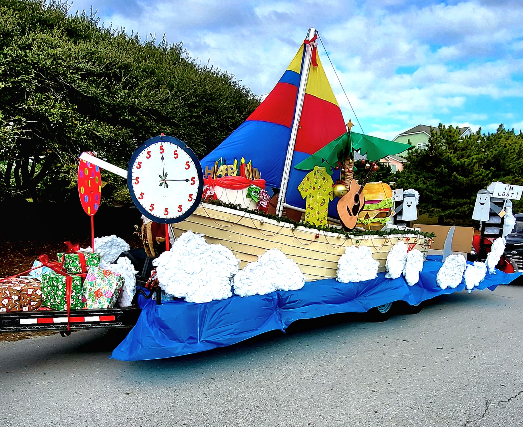 EI Christmas Parade Float 2023 | Emerald Isle Parrothead Club